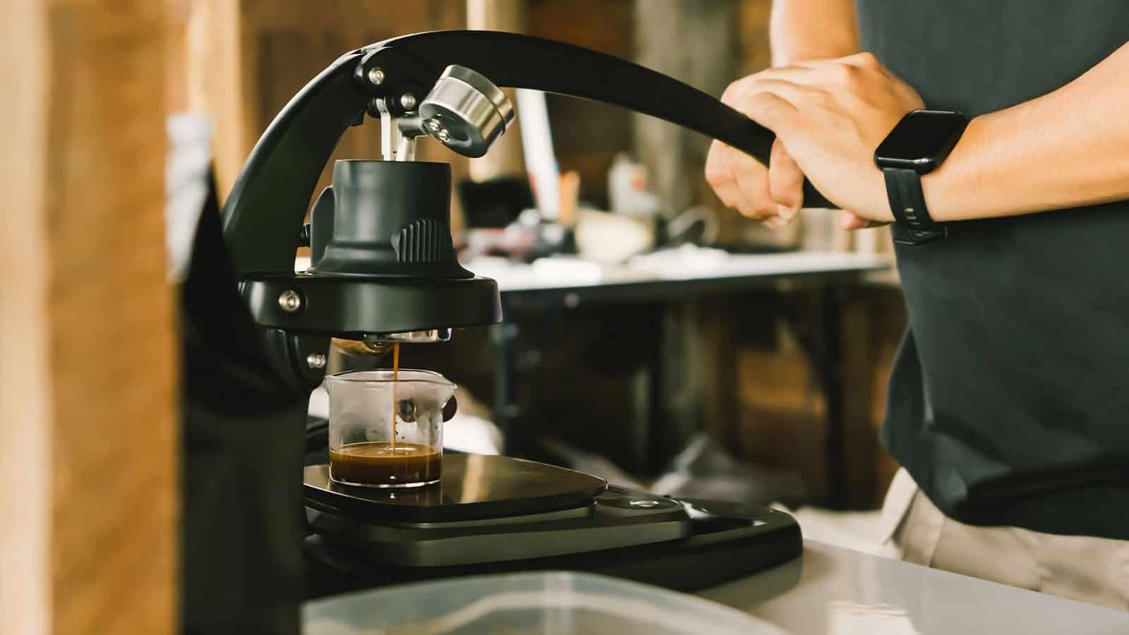 Manual Espresso Machines: A Guide to Barista-Style Coffee - Espresso and Machines
